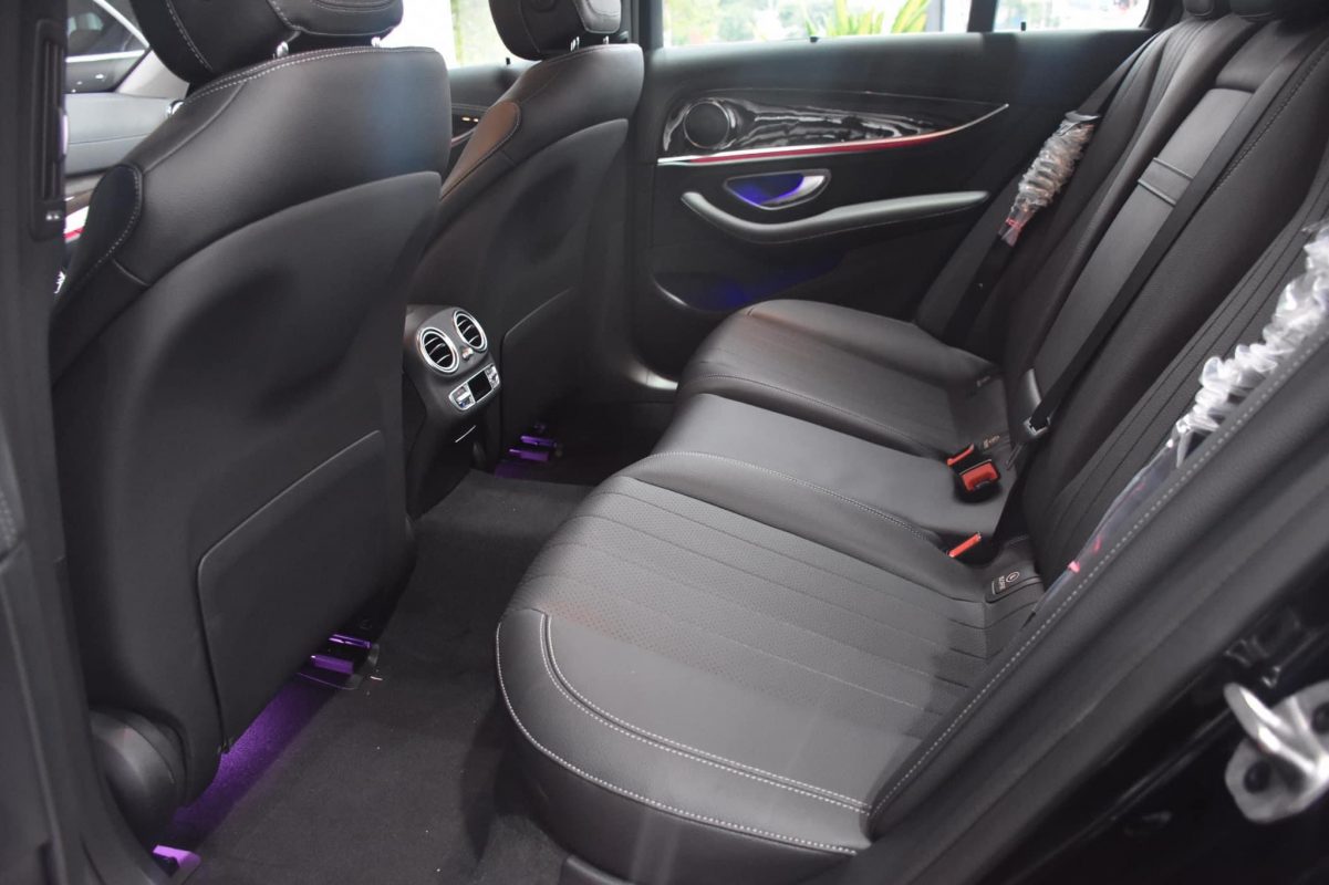 Mercedes E200 Giá Lăn Bánh & Thông Số (01/2025)